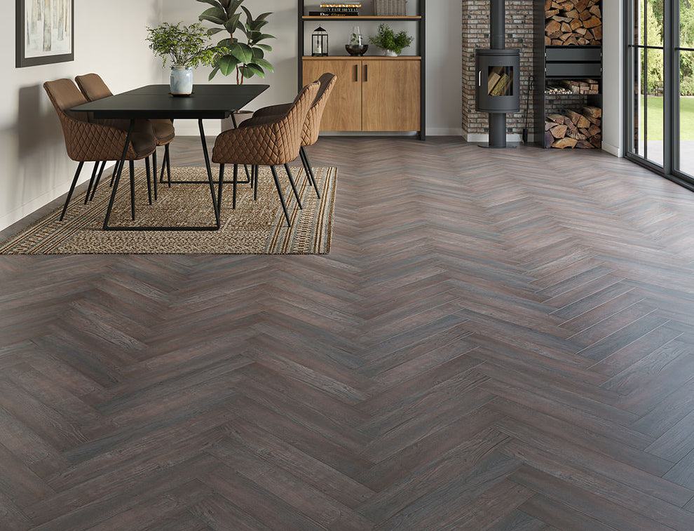 Emmetts Oak 8mm Laminate – Canopy Flooring